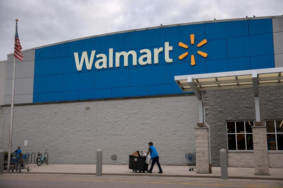 Are Walmart stores open on New Year’s Day? Store timings and more ...