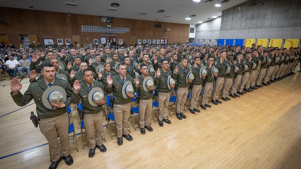 California Swears In Largest Highway Patrol Graduating Class in 16 ...