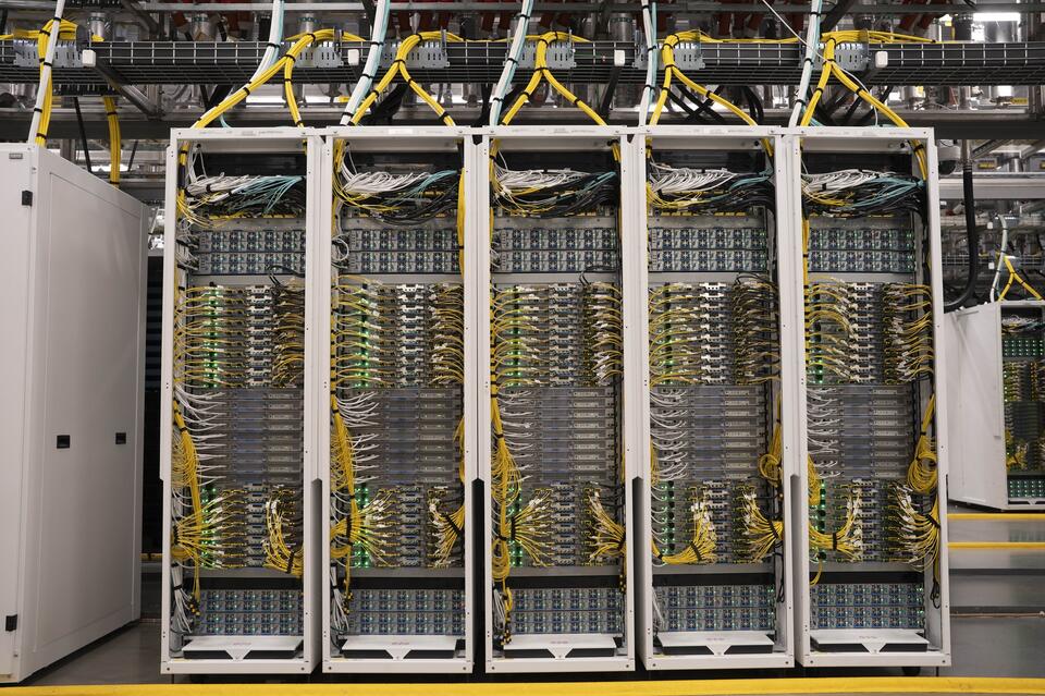 Microsoft to Build $400M Data Center in Castroville, Bringing Jobs and ...