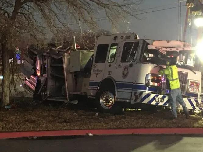 Report: Speed led to crash of Fort Worth Fire engine that injured four