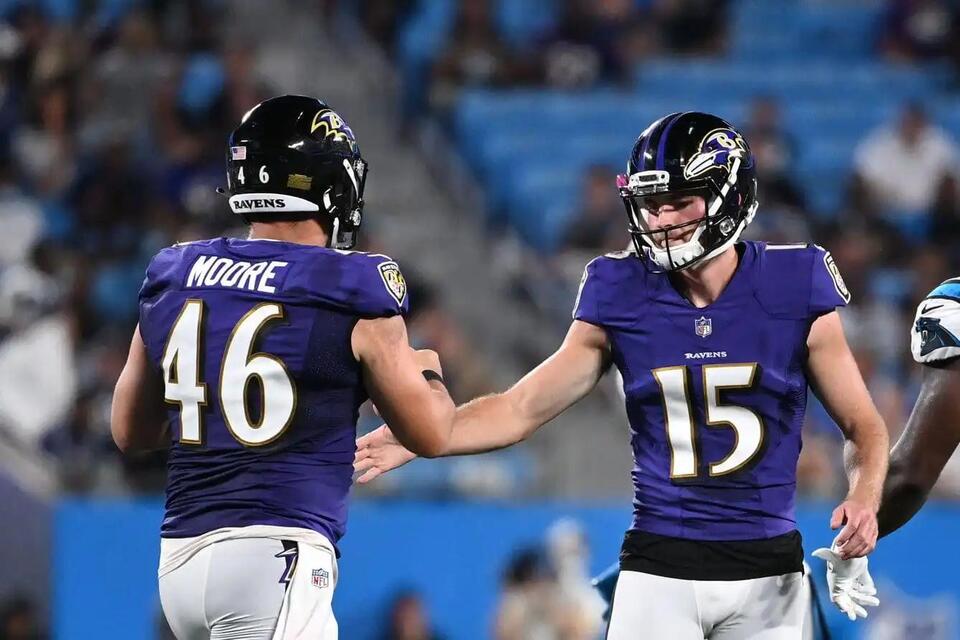 Ravens Signing LS Nick Moore To Four-Year Extension - NewsBreak