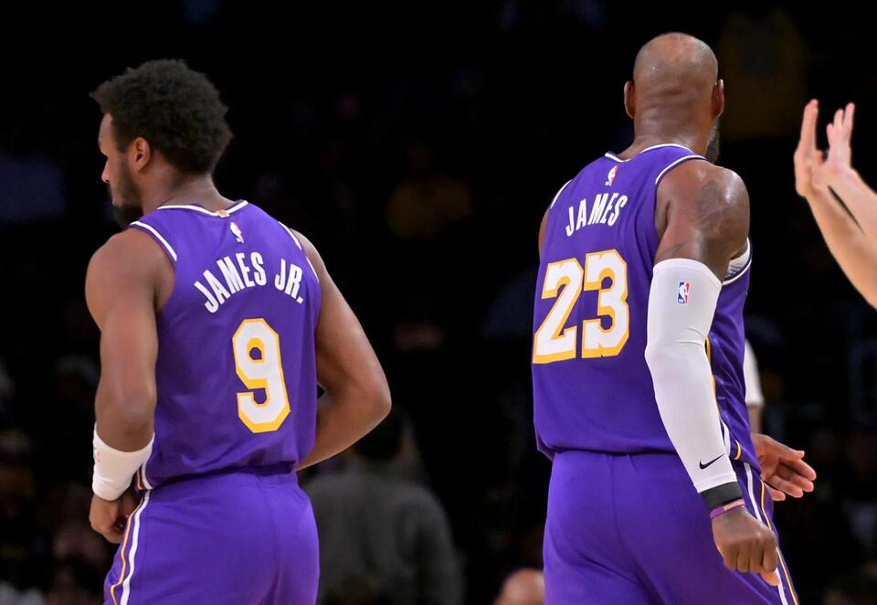 LeBron James Relives ‘Super Cool’ Moment Right After Joining the Lakers ...