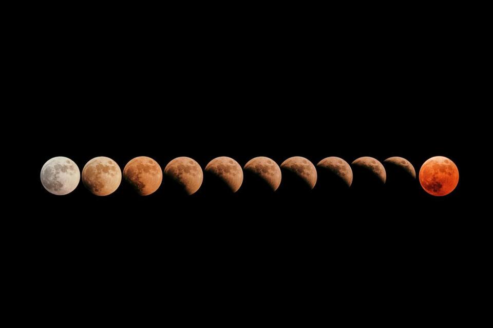 Michigan To Witness Rare Total Lunar Eclipse At Dawn - NewsBreak
