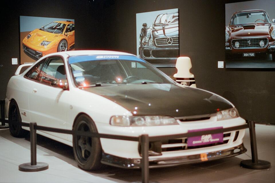 Rare 1990s Cars Suddenly Worth a Fortune at Auctions - NewsBreak