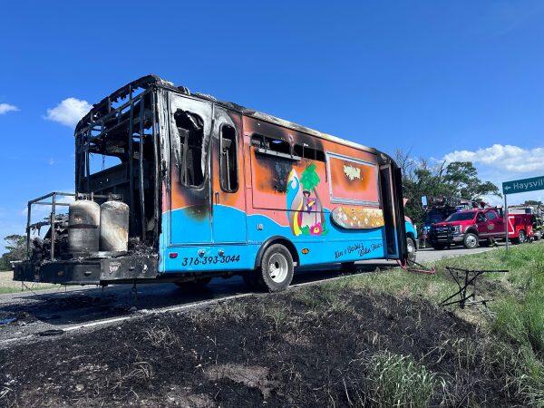 Fire destroys longtime local food truck, Ken N Barbie’z Rollin Diner ...