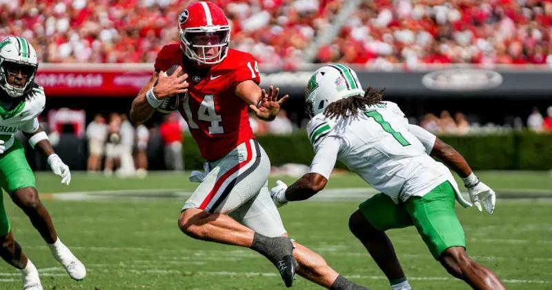 What connected Mike Bobo to QB Gunner Stockton? - NewsBreak