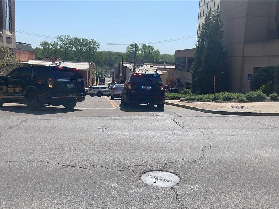 Suspect charged after hostage situation in parking garage near St ...