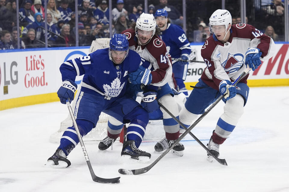 Deen’s Daily: Nylander Fined; Defenseman Traded; Toews Return Imminent ...