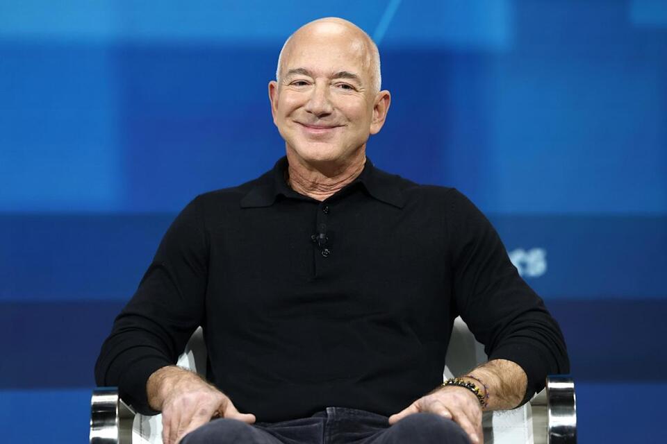 Jeff Bezos warns Gen Z to think twice before dropping out of college to ...