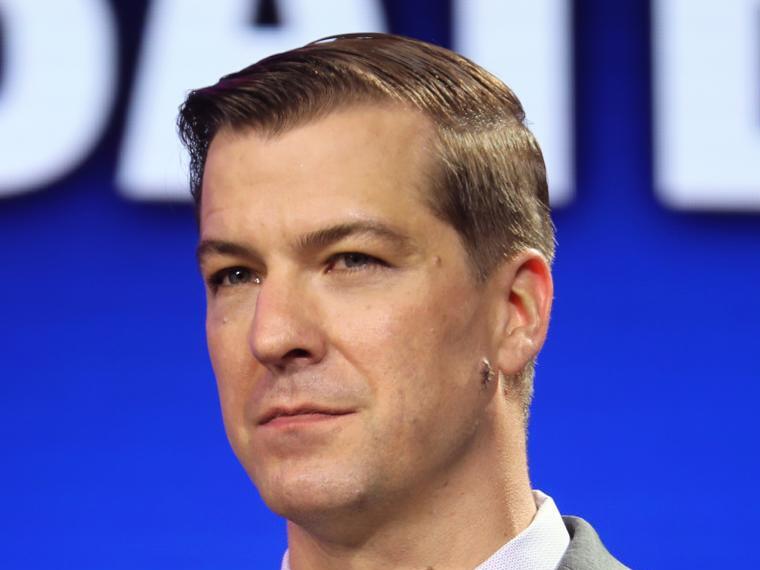 Libertarian Presidential Candidate Chase Oliver Returns to Iowa Soapbox ...