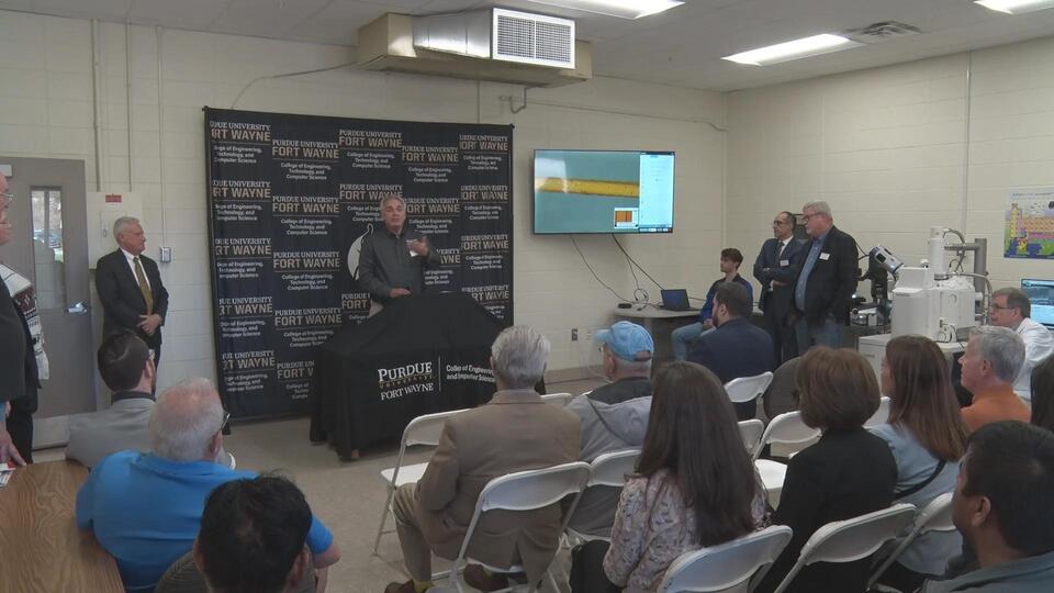 Purdue Fort Wayne opens metallography lab to expand student workforce ...