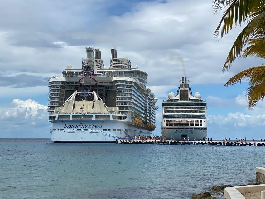 Explained Differences Between Large And Smaller Cruise Ships 1747