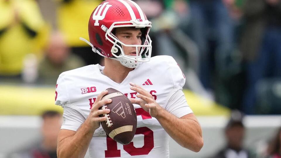 2026 NFL mock draft: Jets, Dolphins make first-round quarterback ...