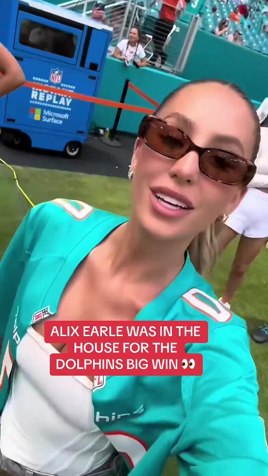 Taylor Swift and Alix Earle in the same Sunday via Miami Dolphins ...