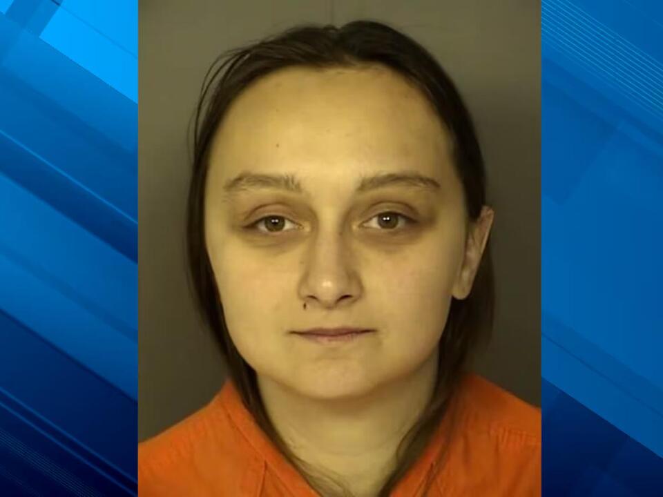 Woman Arrested After Allegedly Doing Naked Jumping Jacks In Her Front Yard