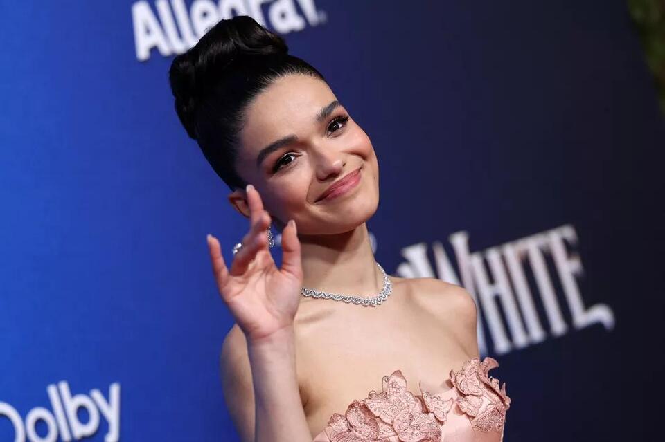 'Woke' Snow White Film & 'Woke' Robert De Niro At Theaters This Weekend ...
