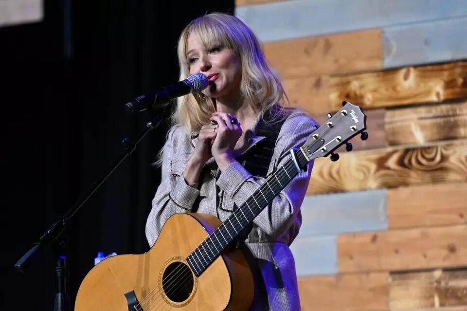 Jewel Apologizes After Receiving Backlash for Inauguration Event ...