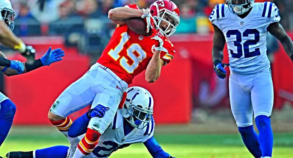 Former NFL Player Devon Wylie Dies at 35 - NewsBreak