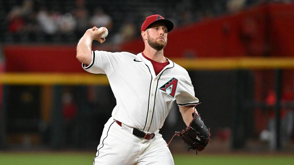 MLB rumors: Diamondbacks bring back Merrill Kelly, frontrunners emerge ...