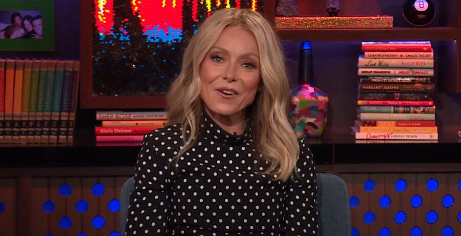 ‘Live’ Kelly Ripa Gives ‘Newborn Baby’ Update - NewsBreak