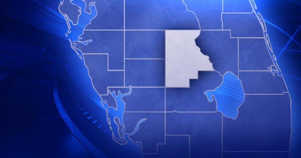 Woman drives into crowd after altercation at Sebring bar, police say ...