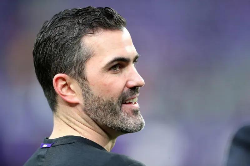 Kevin Stefanski Sends 3 Word Expletive-Laced Message After Baker ...