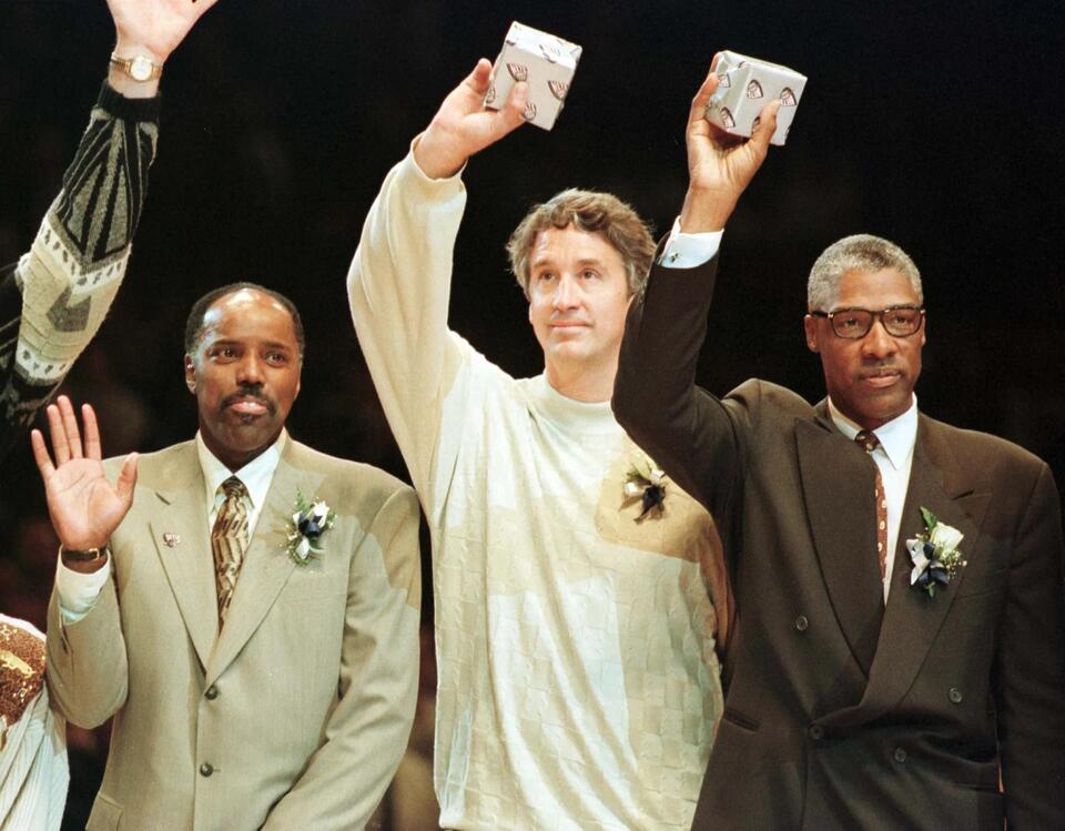 Brooklyn Nets jersey history No. 35 - Kim Hughes (1975-78) - NewsBreak