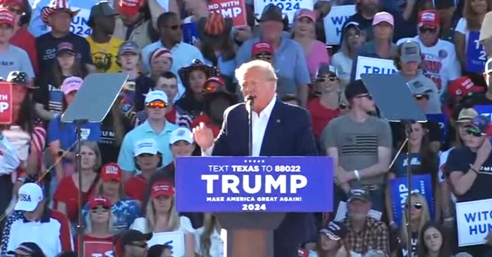 Trump Rally Crowd Eerily Quiet As He Acts Out Ron DeSantis Crying and ...