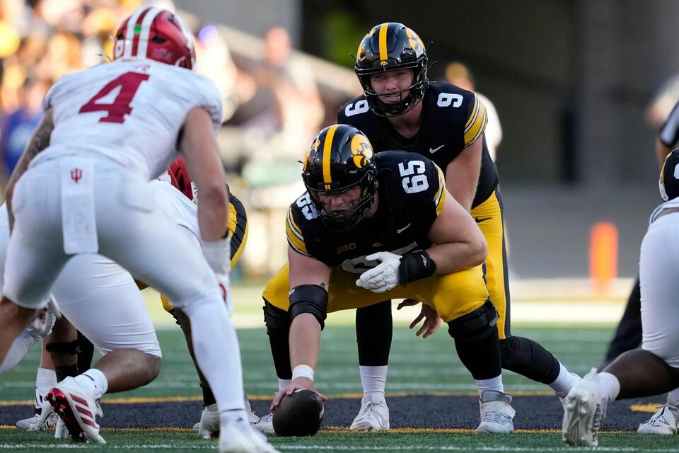 Iowa and Wisconsin meet in Big Ten action - NewsBreak
