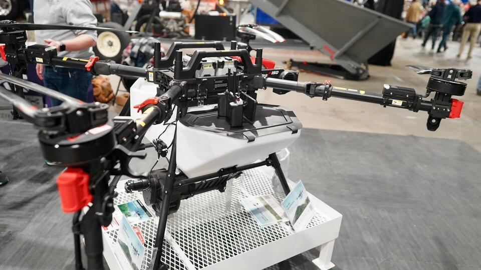 Drones among the latest agricultural tech on display in Louisville ...