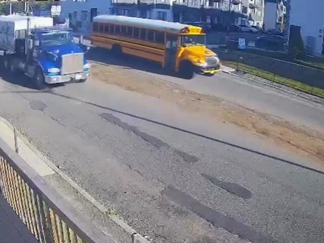 Police: 2 school bus drivers in Monsey ticketed for hitting kids
