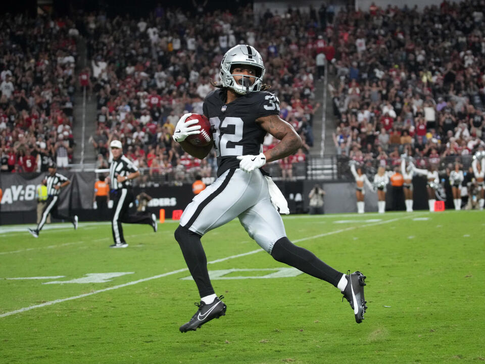 Raiders Wide Receiver Tyreik McAllister Makes His Case for an NFL ...