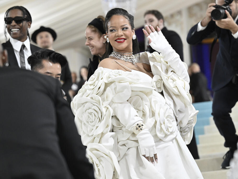 No, Katy Perry and Rihanna weren't at the Met Gala: How AI photos ...