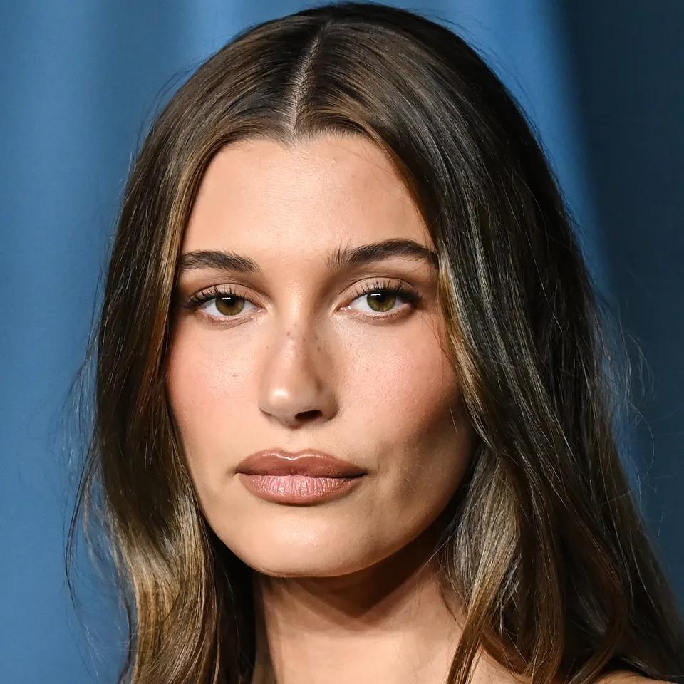 Hailey Bieber's Seafood Nail Art Is Fishing for Compliments - NewsBreak