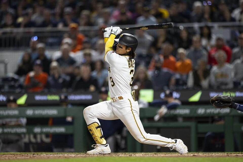 Bae and Choi make baseball history in Pirates' walk-off win - NewsBreak