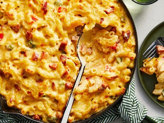 35 Side Dishes For Pulled Pork That Will Wow The Potluck Crowd