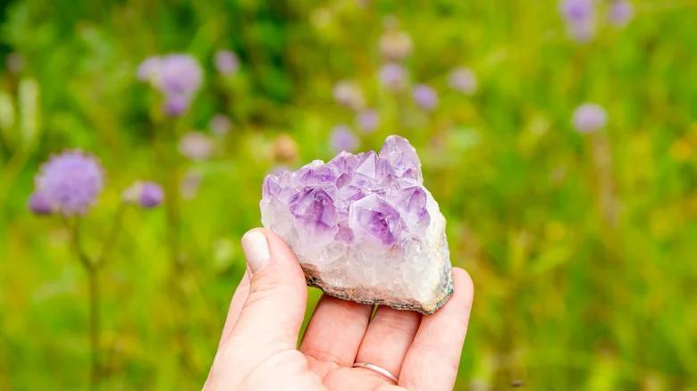 The Best Places In America To Find Geodes For Beautiful Decorations And ...
