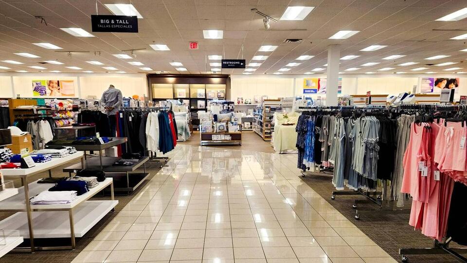 Kohl's scrambles to restore customer loyalty after major loss - NewsBreak