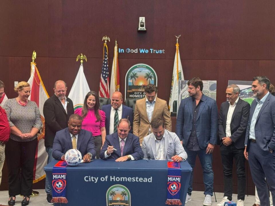 MAYOR STEVE LOSNER, HOMESTEAD CITY LEADERS AND GLOBAL SPORTS ICONS ...