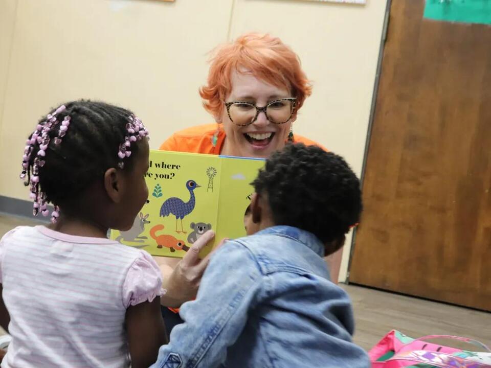 On the road to reading takes books to Indy’s littlest readers