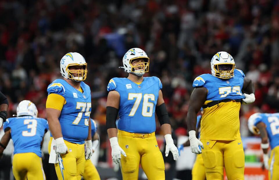 Insider Shares Timeline Update For Chargers’ Joe Alt Injury - NewsBreak