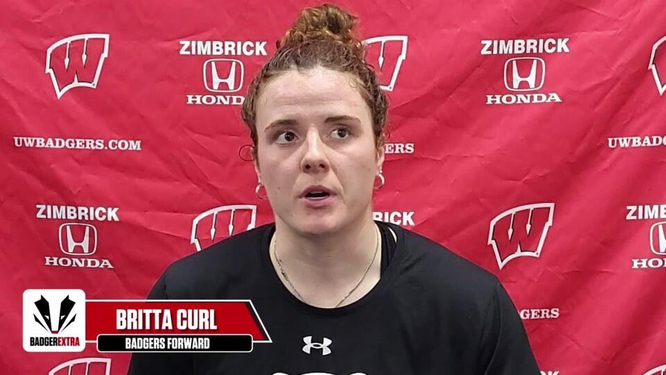 Britta Curl scores twice in Wisconsin women's hockey playoff victory ...