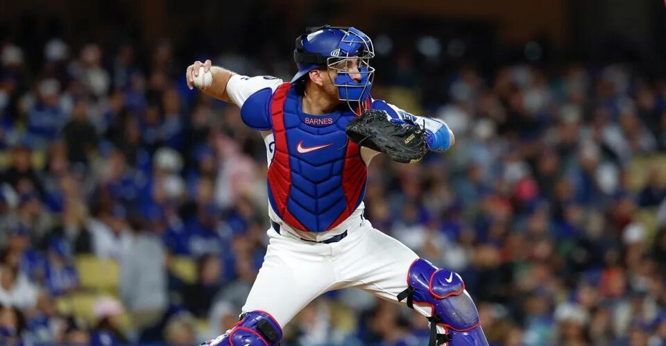 Mets sign veteran catcher Austin Barnes to minor-league deal - NewsBreak