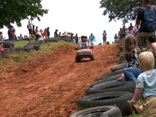 Downhill Power Wheels Derby raises money for St. Jude - NewsBreak