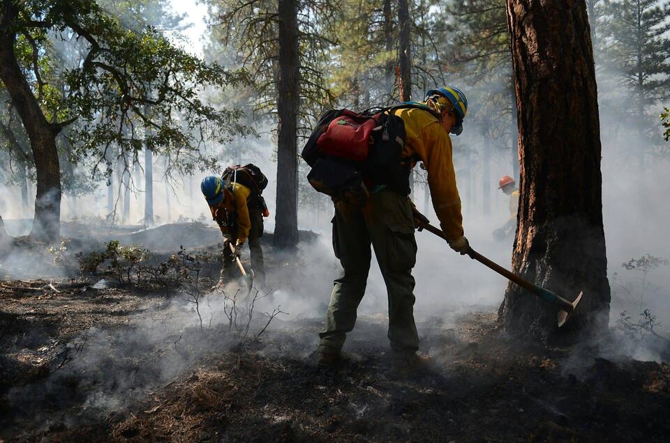 Wildland firefighters risk dangerous smoke exposure even with new mask ...