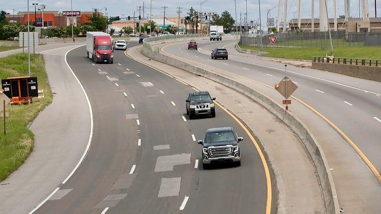 Complete I-40 closure this weekend in Midwest City, Del City - NewsBreak