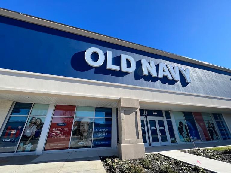 Old Navy set to open in Shirley shopping center - NewsBreak