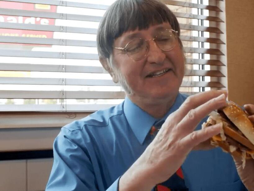 70-Year-Old Wisconsin Man Extends His Guinness World Record For “Most ...