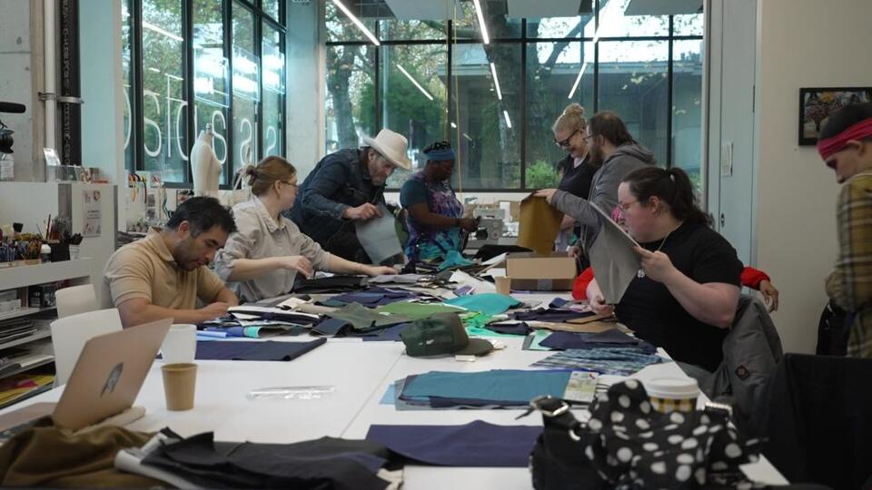 Art programs give hope to veterans facing PTSD - NewsBreak