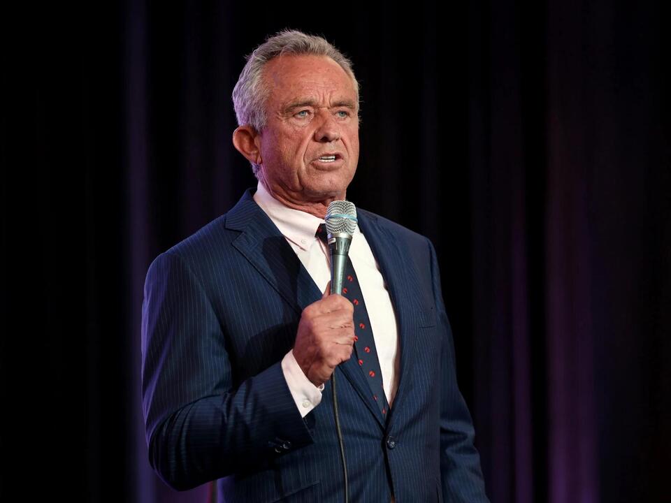 RFK Jr. Says ‘I Won’t Take Sides on 9/11’ in Bizarre Nod to Conspiracy ...